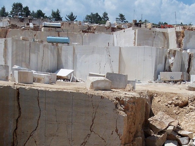 Gothic Stone - Travertine Pavers & Natural Stone - Gothicstone Collection